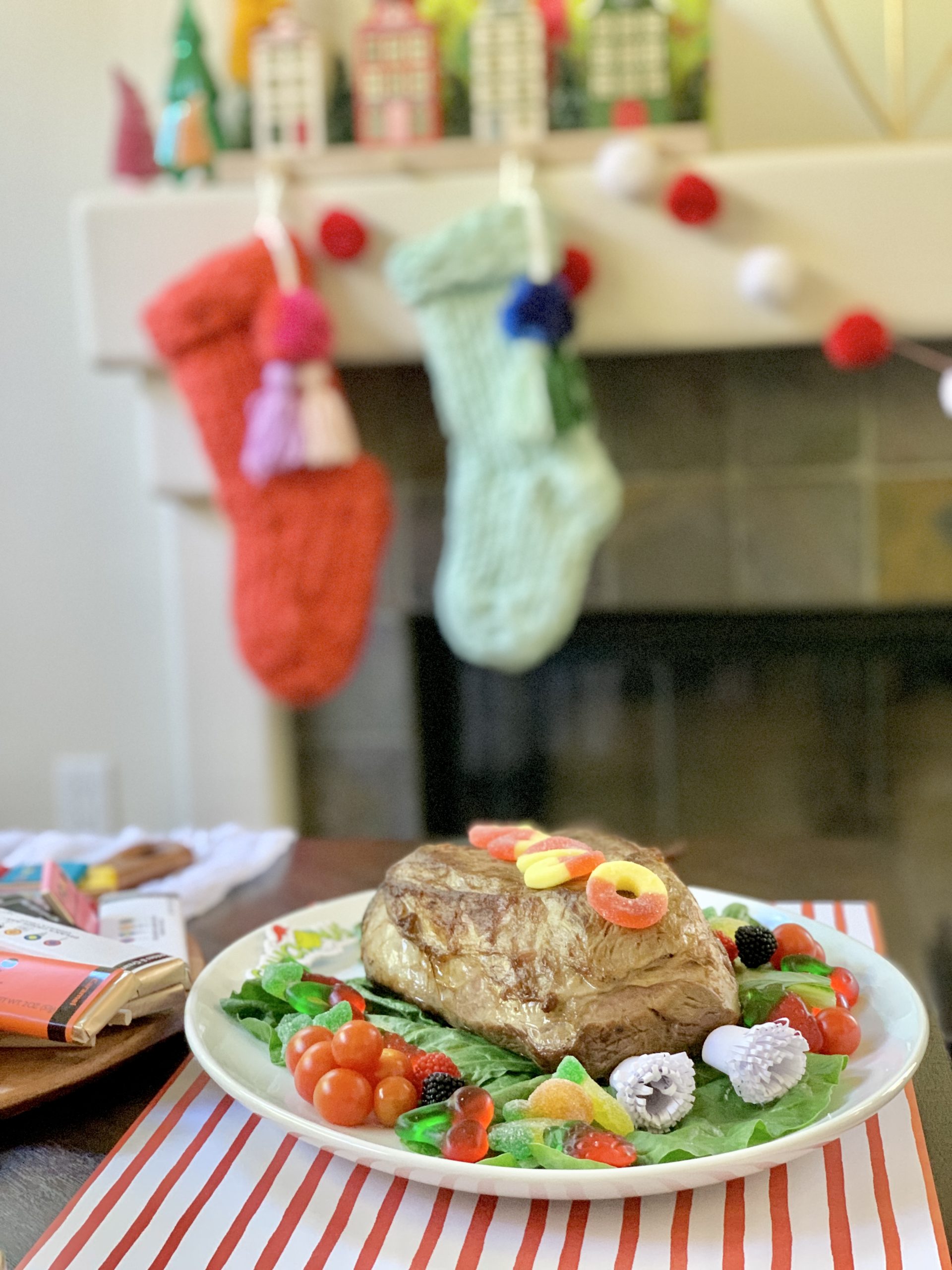 Grinch Themed Dinner with Treetopia and Dylan's Candy Bar - Pop of Gold