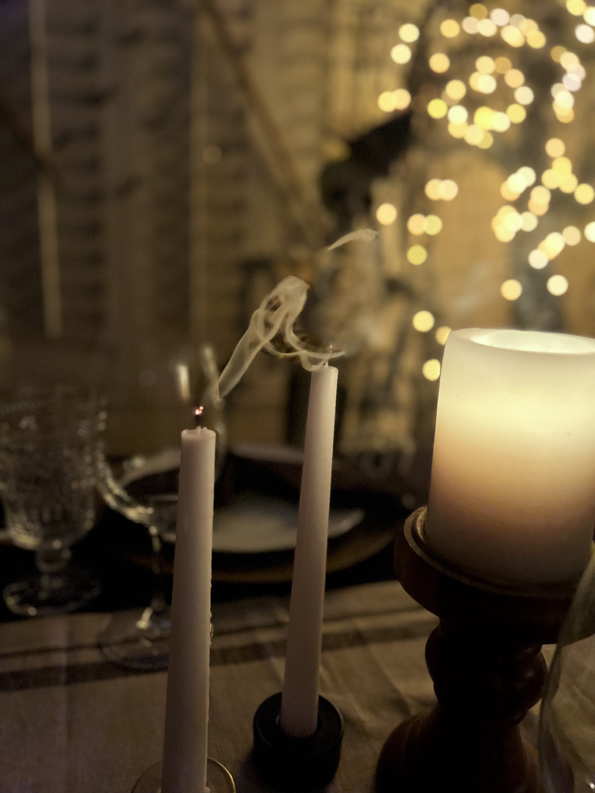 A Haunted Dinner Party - Pop of Gold