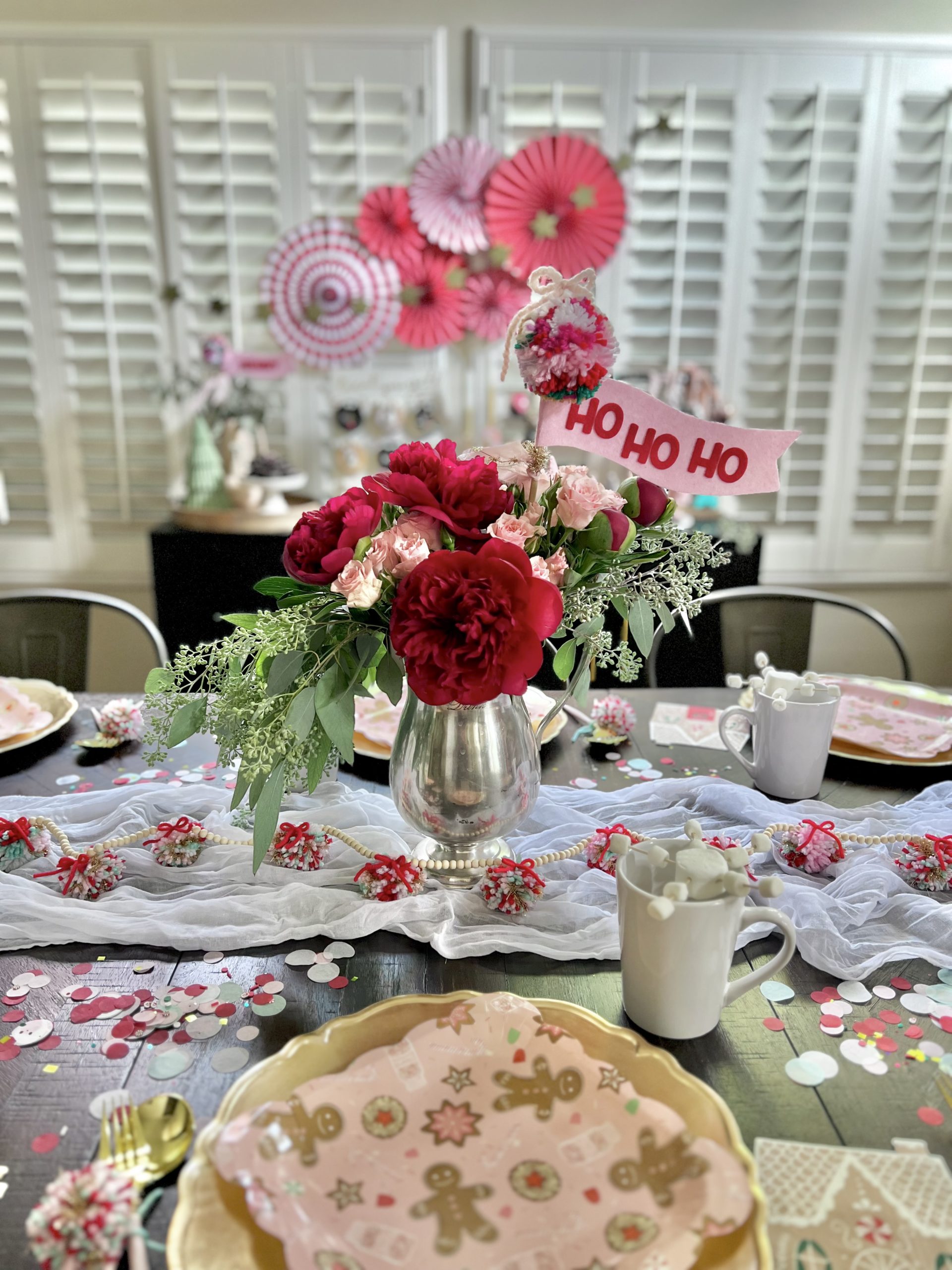 Red and Pink Kids Christmas Party - Pop of Gold